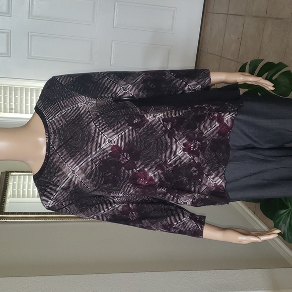 Hannah | Tops | Hannah M Patchwork Plaid Flowers Perforated Scoop Neck ...